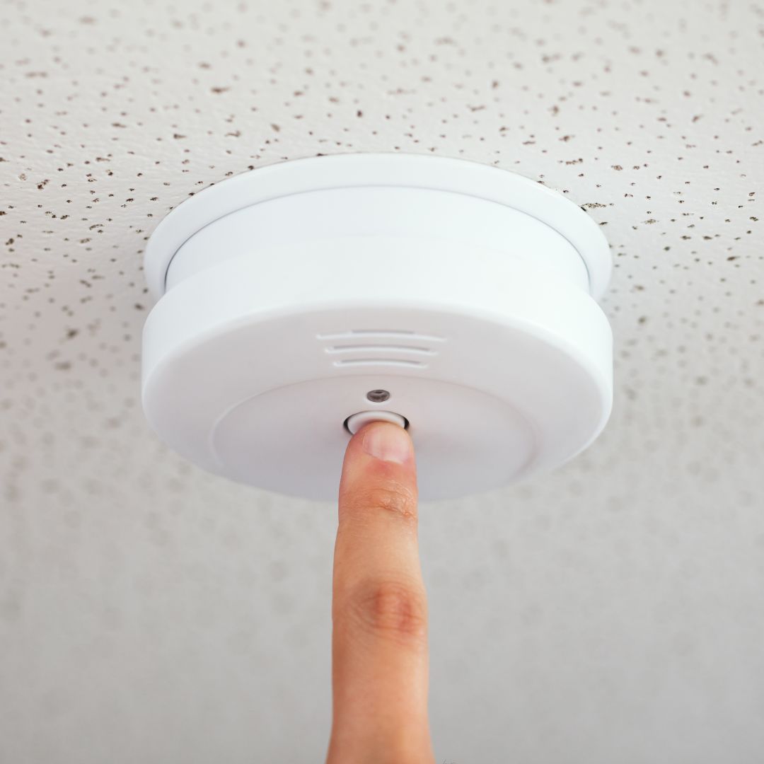 Essential Guide to Hardwired Smoke Detector Replacement - HomeSmiles ...